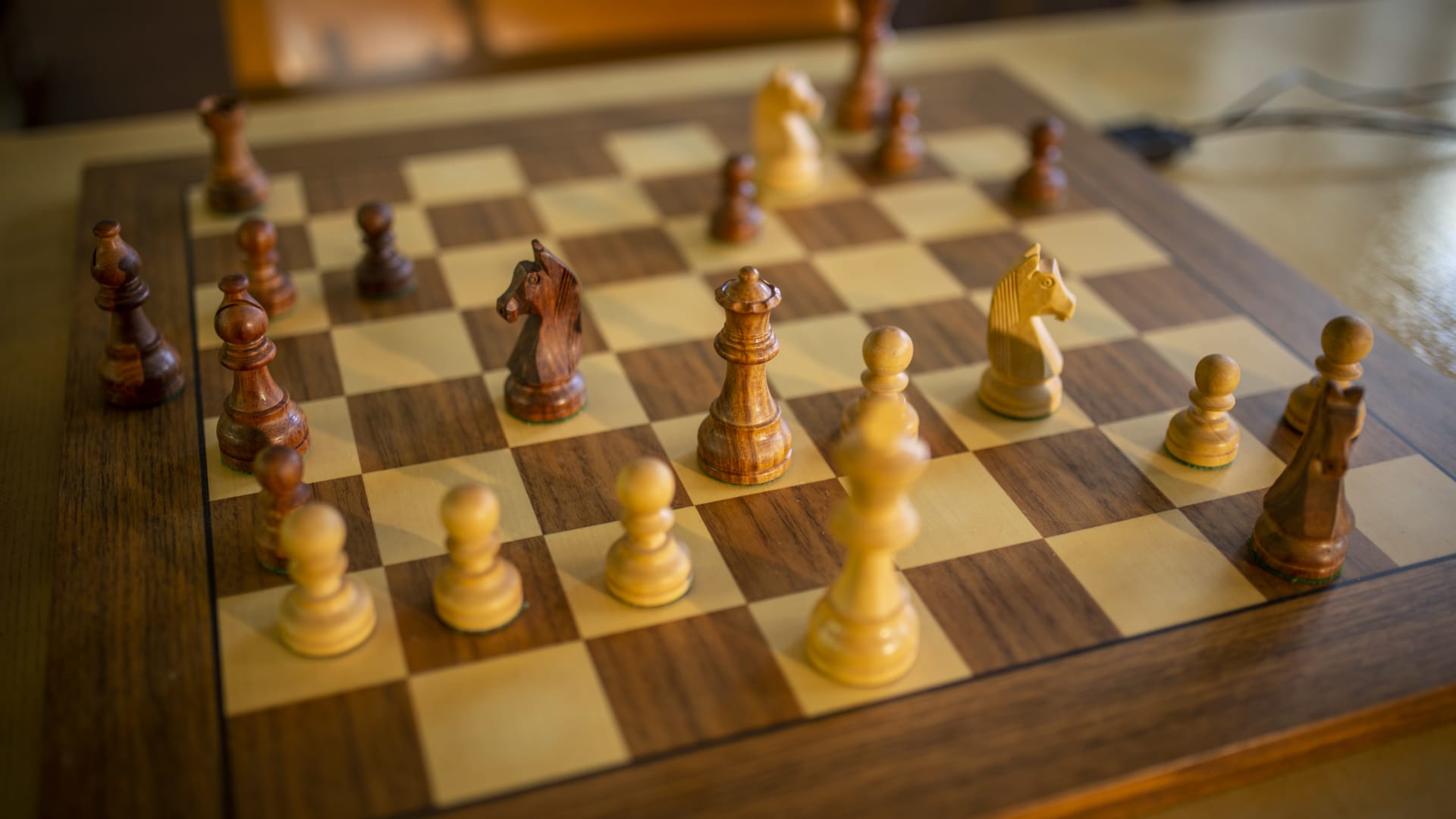 Shakista tuli vuoden 2020 yllätysilmiö | Yle Uutisluokka Triplet | Yle ...