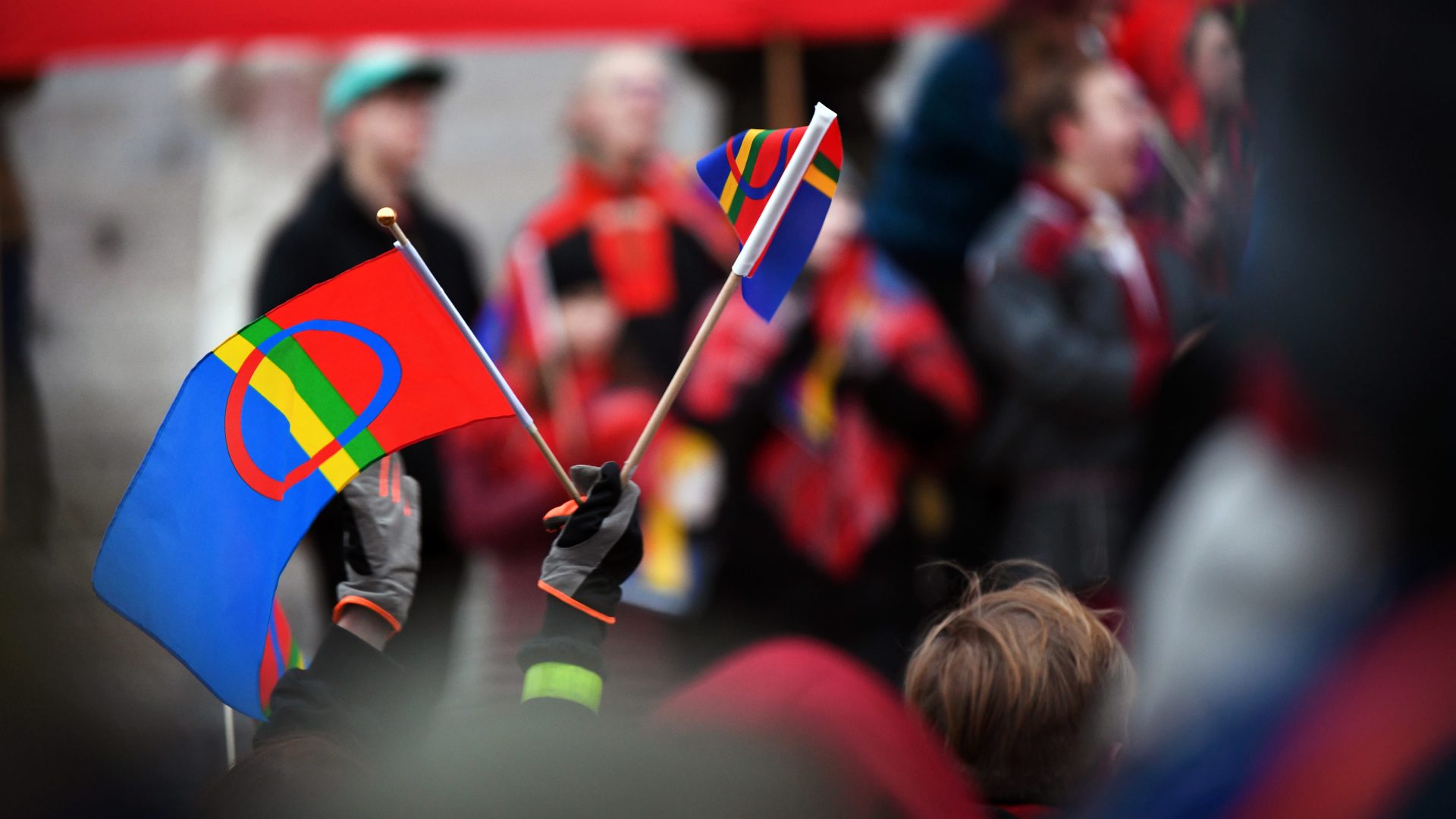 Sámediggelága ođasmahttin bisánii vuođđoláhkaváljagottis | Yle Säämi ...