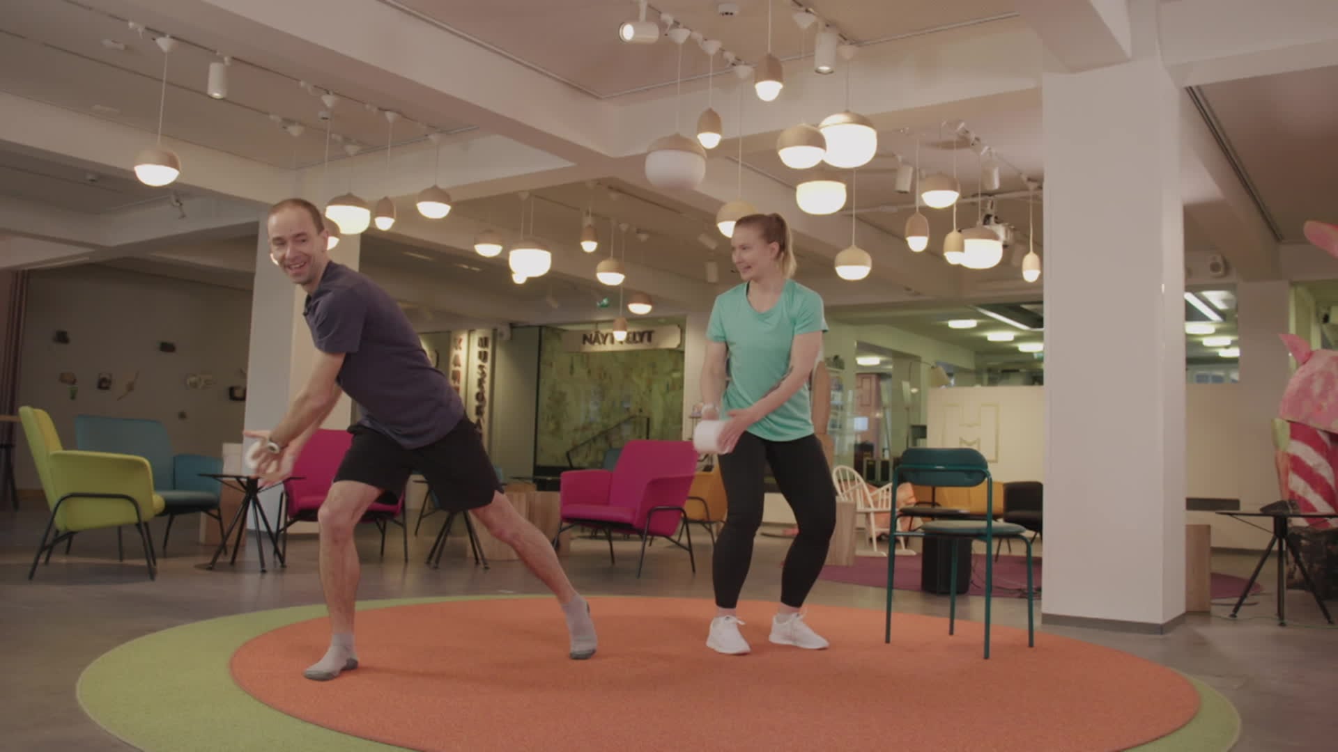 Tasapaino ja voimaharjoitus | Jumppahetki | Yle Areena