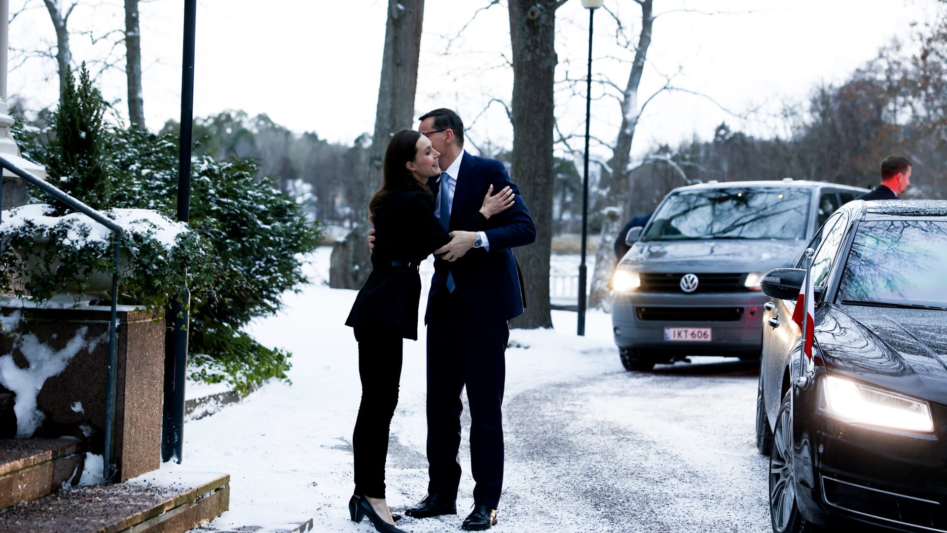 Pääministeri Sanna Marinin ja Puolan pääministeri Mateusz Morawieckin ...