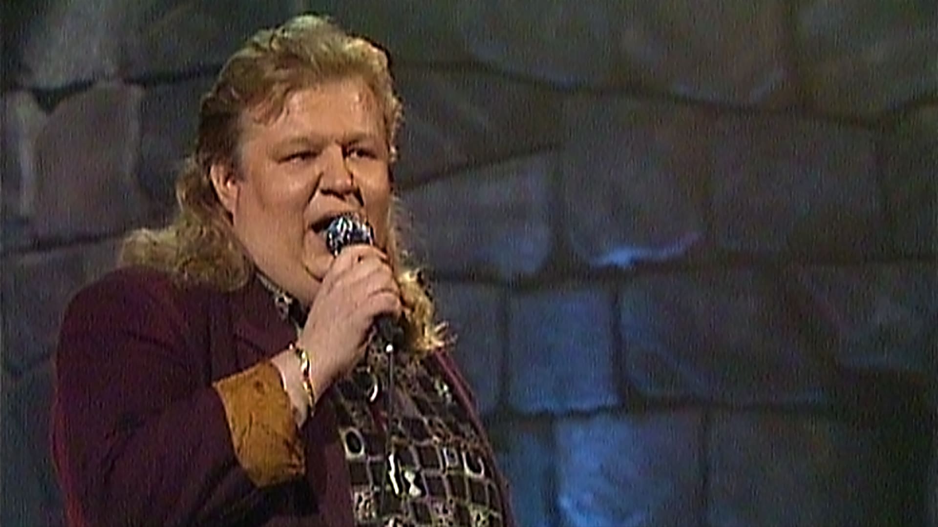 K1, J14: Uusi tangokuningatar Merja Raski | Suomen suosikit | Yle Areena