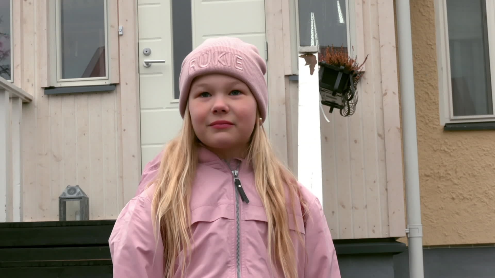 Kaupungin läpi kielikylpyyn | Kohti koulua | Yle Areena