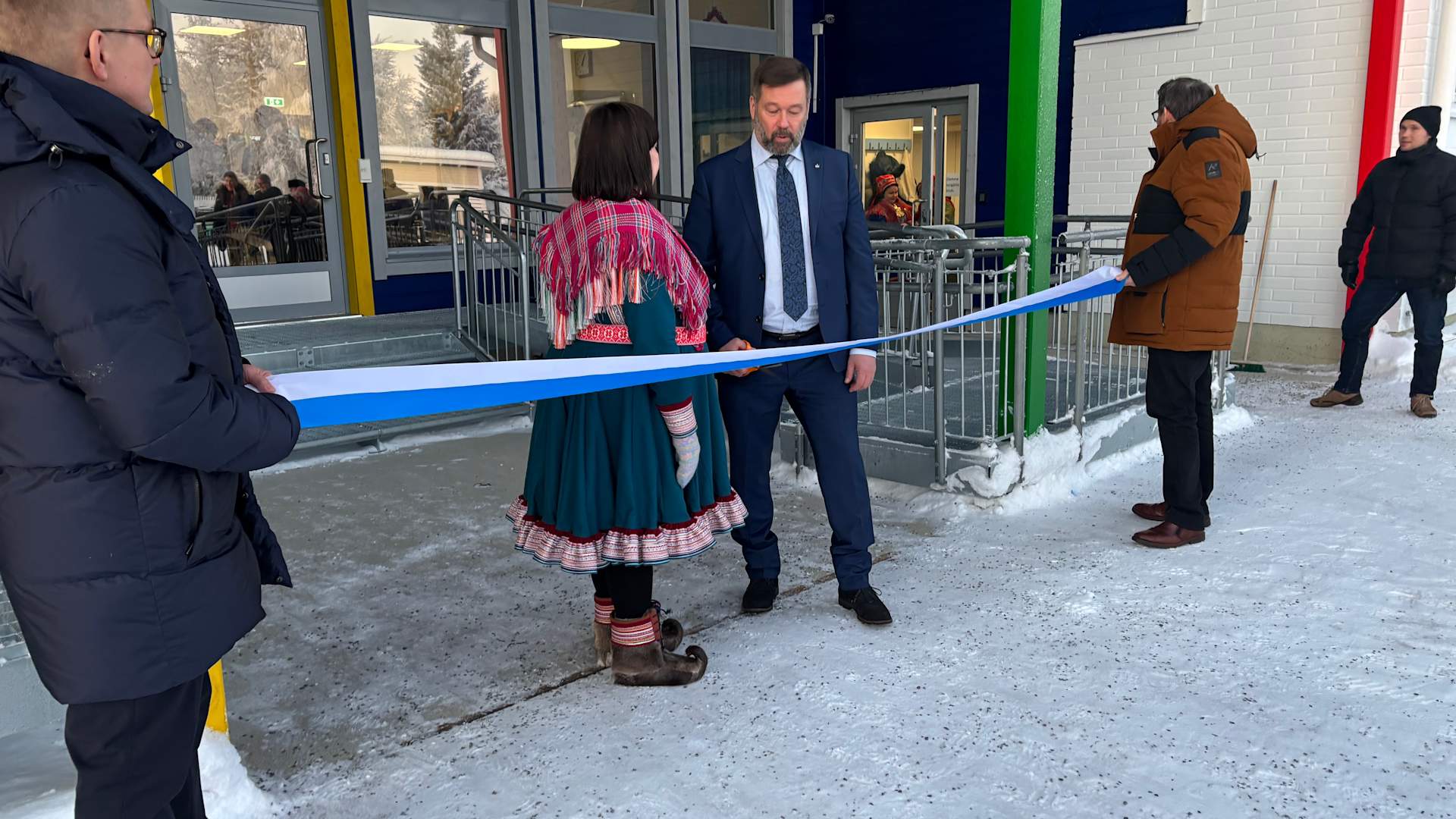 Vuohčus ávvudedje ođđa skuvlla rahpama | Yle Säämi videoh - Yle Sámi ...