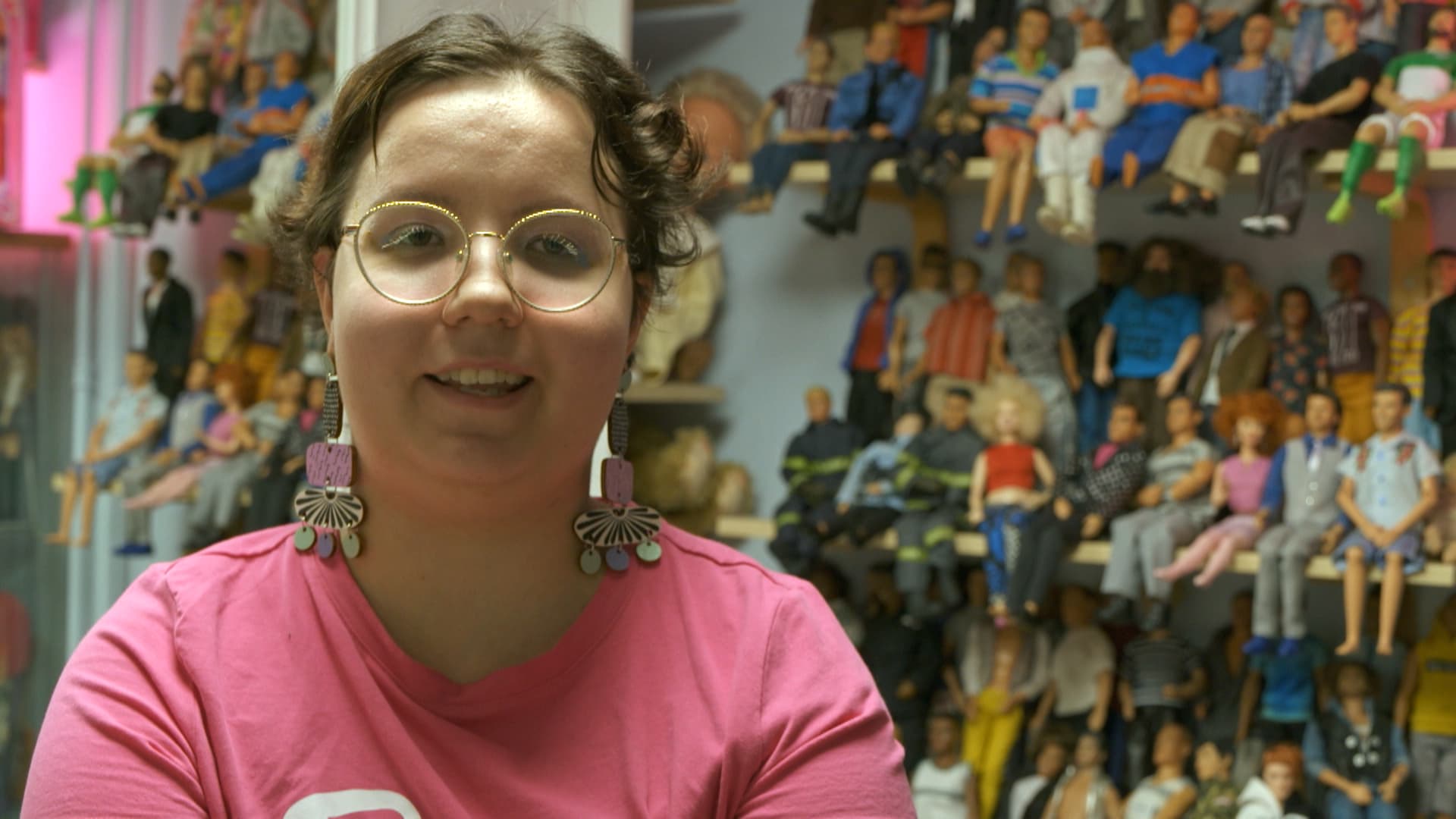 K1, J2: Muuttohämmennystä ja matkahaaveita | Kirjolla | Yle Areena