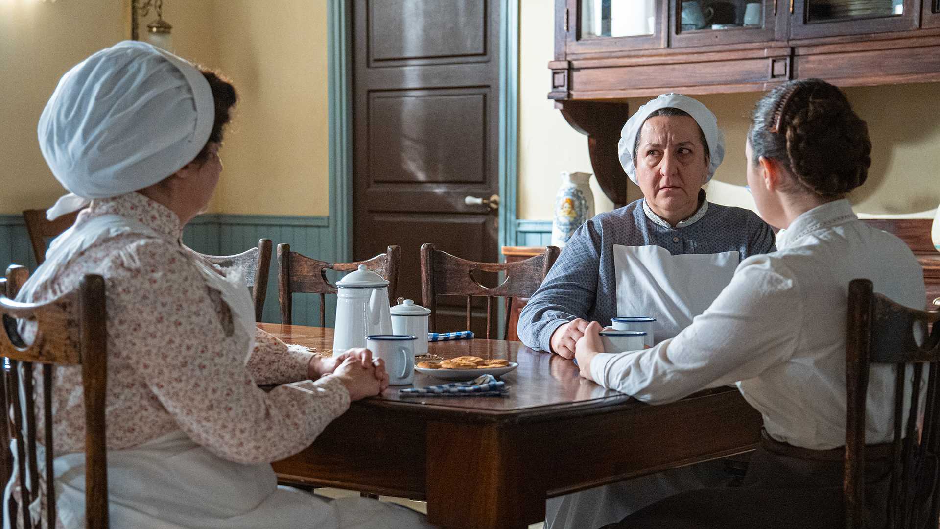 K3, J69: Hetki menneessä | La Promesa - Salaisuuksien kartano | Yle Areena