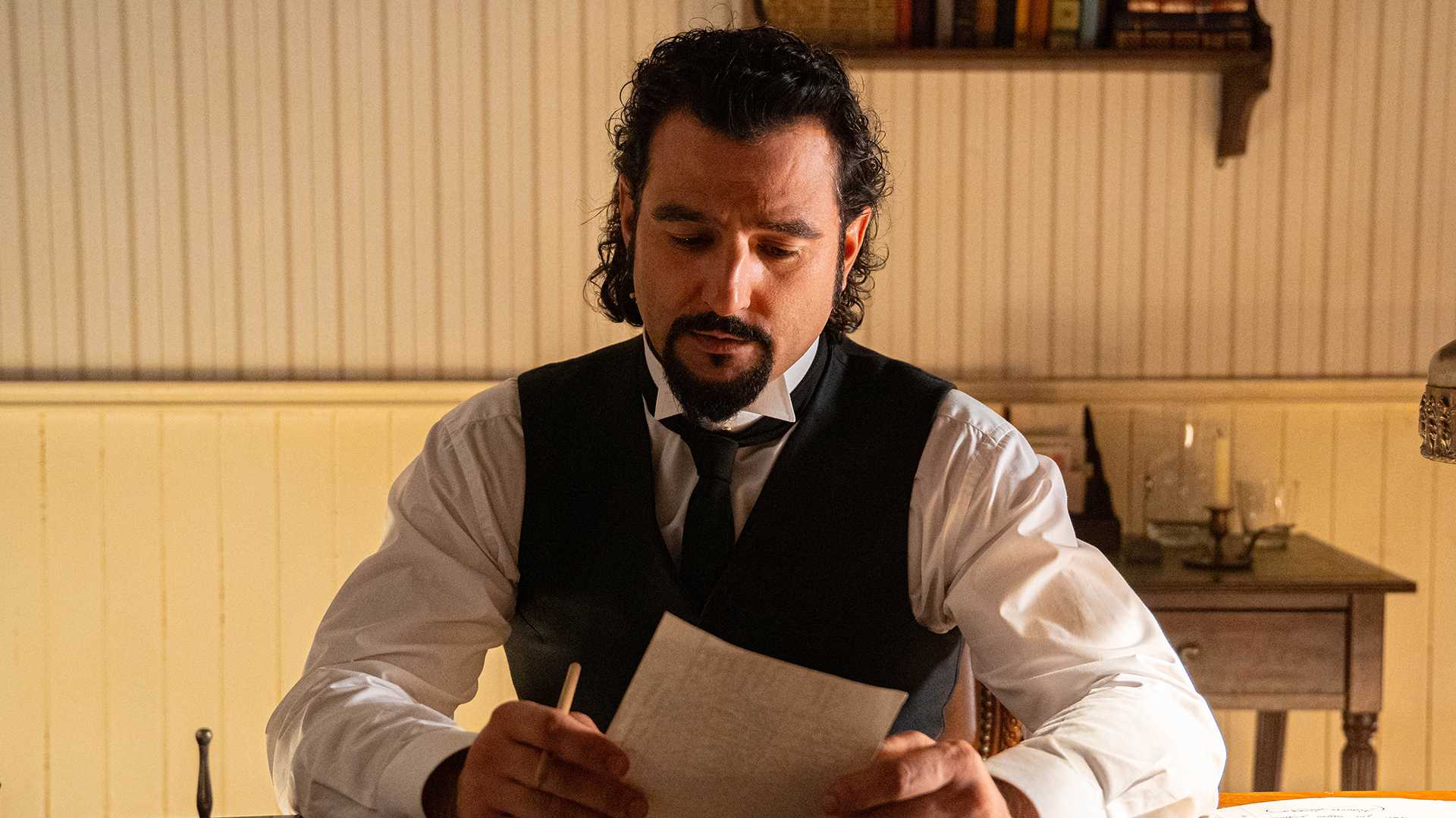 K3, J10: Huumattu | La Promesa - Salaisuuksien kartano | Yle Areena