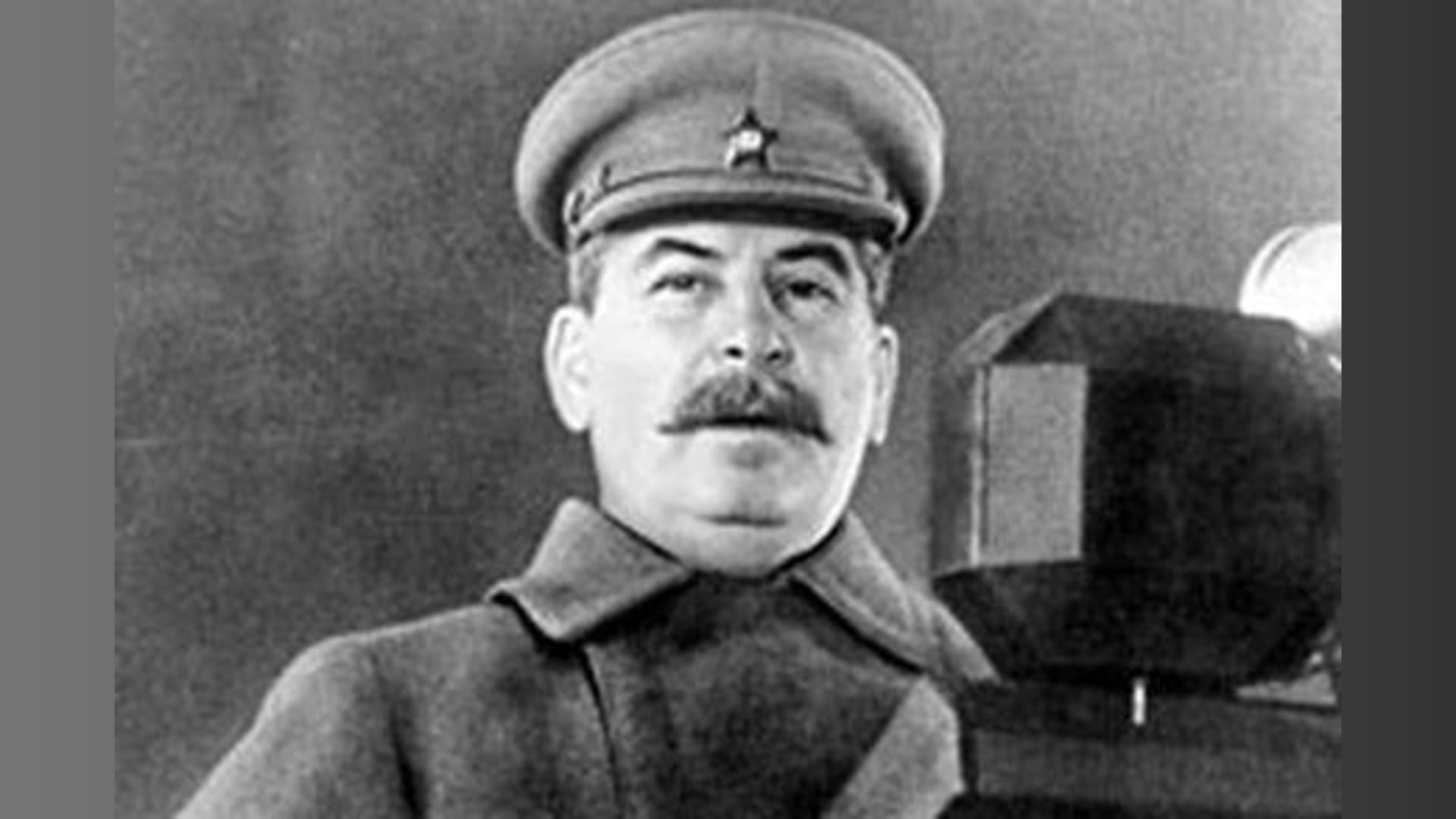 Minnesord över Josef Stalin av Atos Wirtanen | Yle Areena
