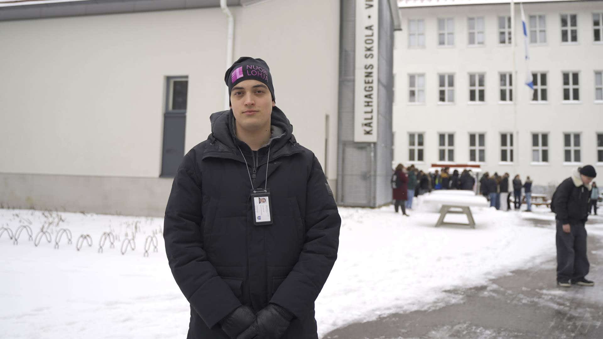Elever om Sami Ibrahims närvaro i skolan: "Rolig att prata med" | Yle ...