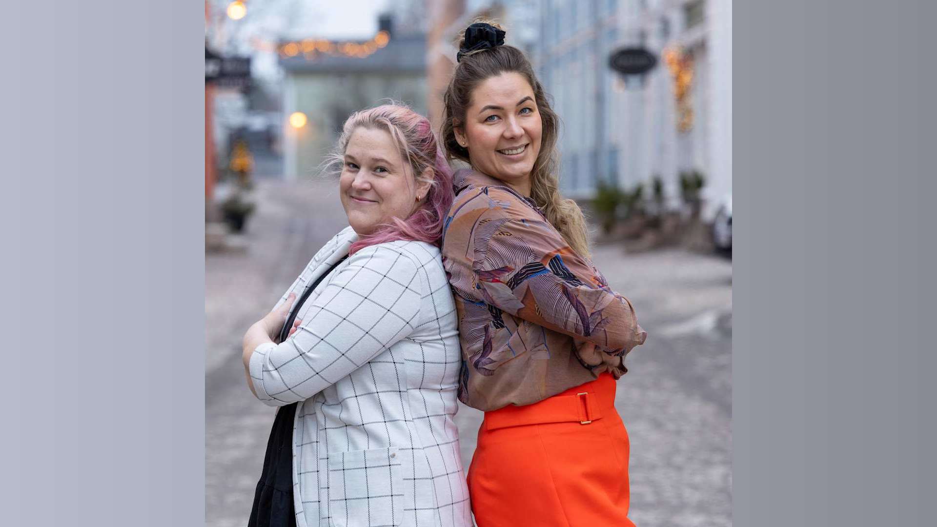 Evelin Stjernberg och Ronja Roms vill tala mer om pengar och inspirera ...
