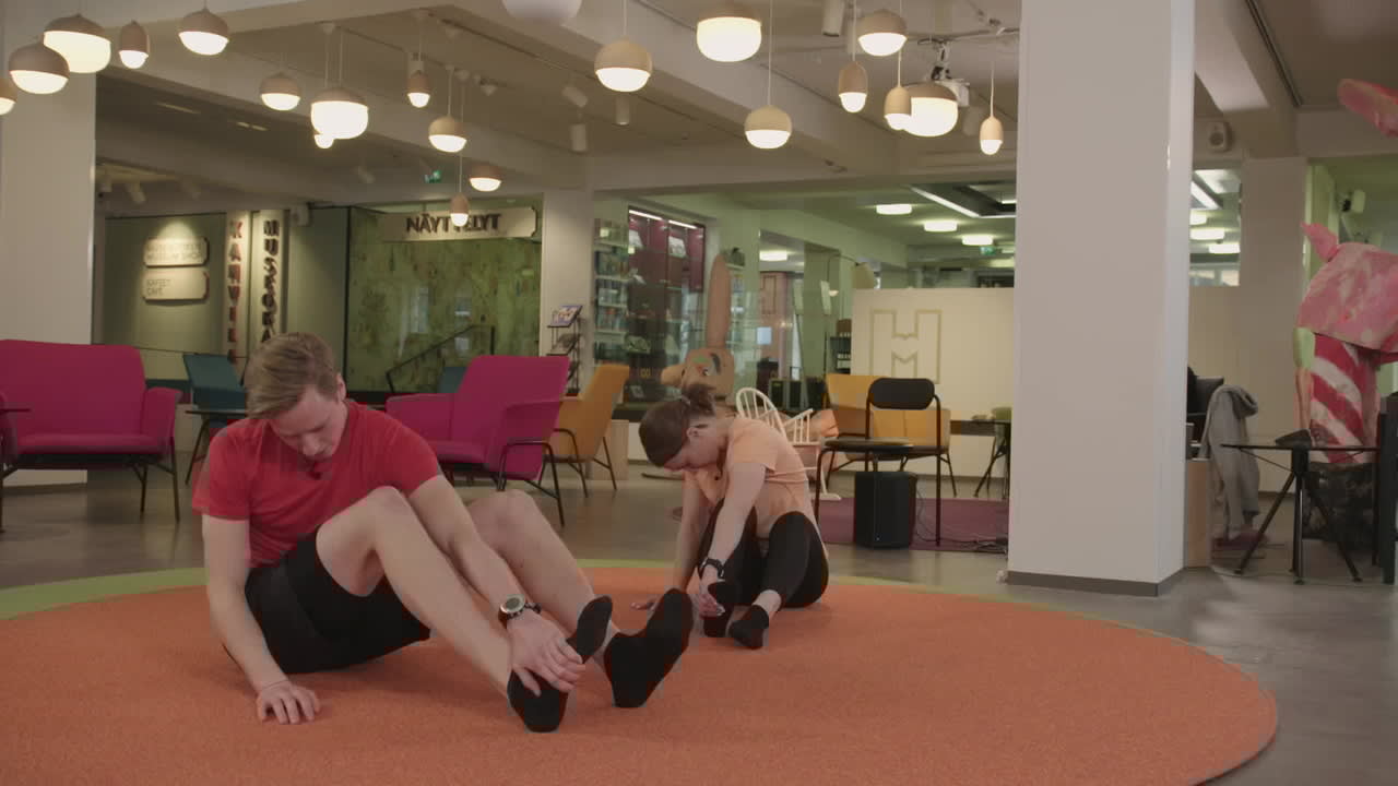 Jakso 19: Kehonhuolto ja venyttely | Jumppahetki | TV | Areena | yle.fi