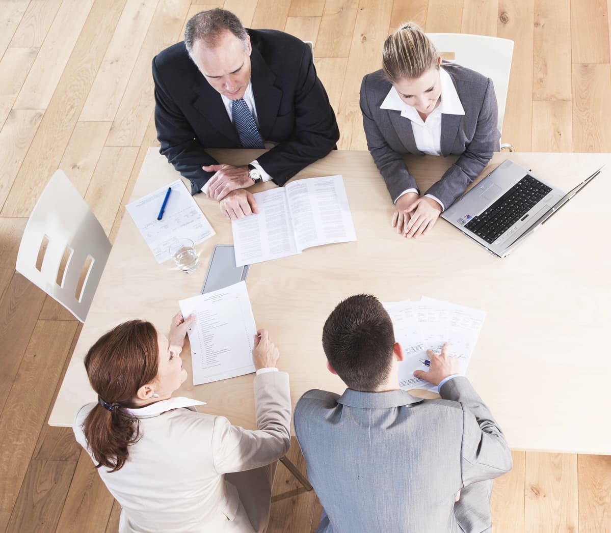 Aki Pyykkö: Uskallatko kävellä pois palavereista? Suurin osa ...