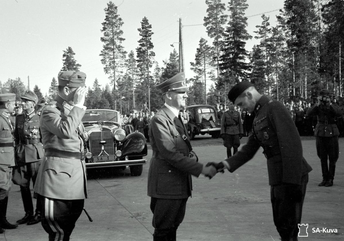 Armour force / Panssaroitu voima : Mannerheim and Hitler,s visit