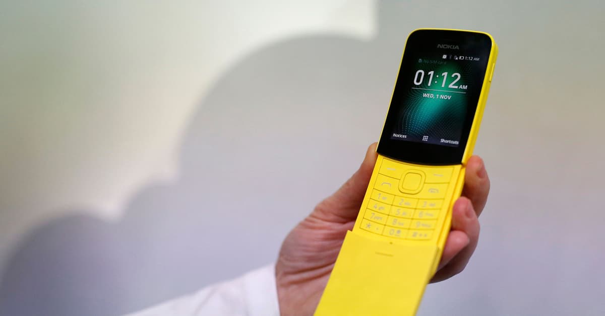 HMD Global continues Nokia nostalgia strategy with retro banana phone | Yle