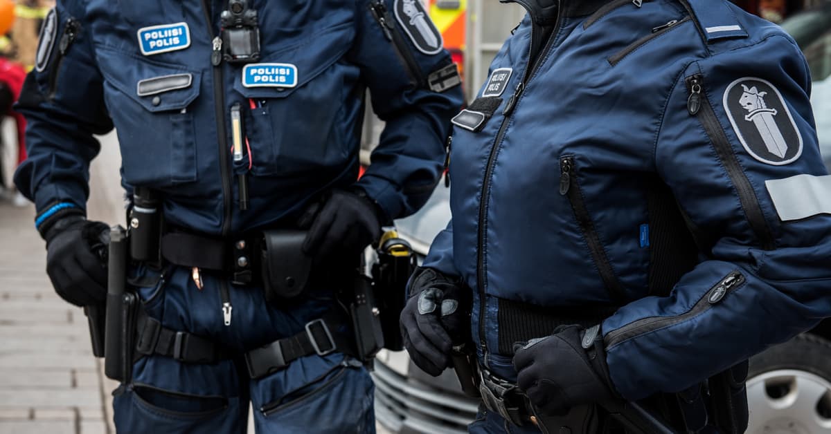 Poliisit ympäri Suomen keskeyttävät lomiaan turvatakseen Helsingin ...