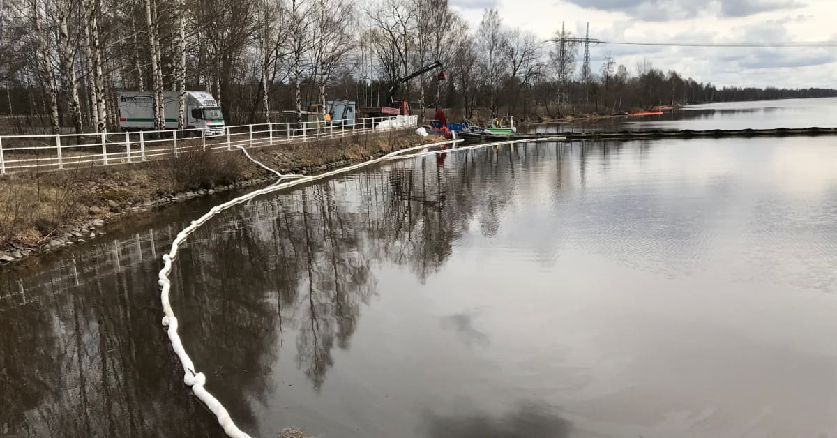 Puomi torjunut öljyä hyvin Harjavallassa | Yle