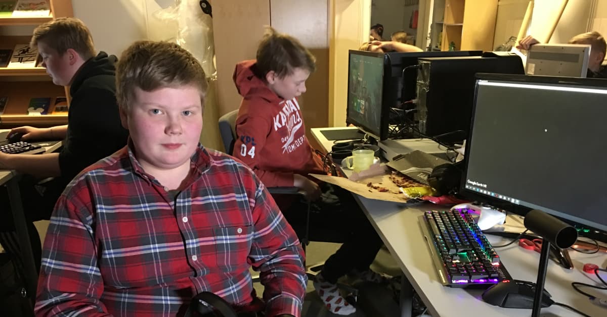 SámeLAN čohkkii nuoraid Ohcejohnjálbmái – Dihtora bokte davvinuorat ...