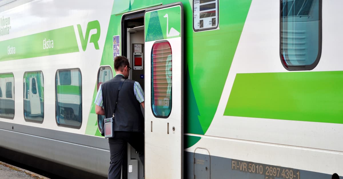VR passengers unable to purchase tickets from web store, vending ...