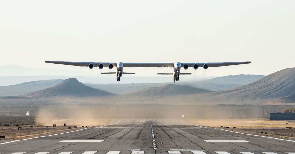 Maailman suurin lentokone teki ensimmäisen testilentonsa | Yle