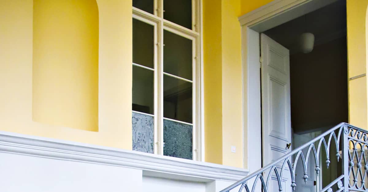 Täällä asuivat aatelissuvut ja kummitus nimeltä Harmaa Rouva – kurkista ...