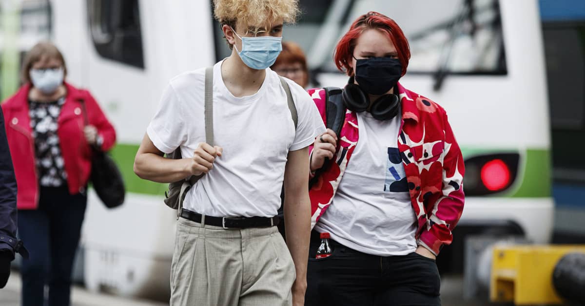 Hyria jakaa maskeja työntekijöille | Yle