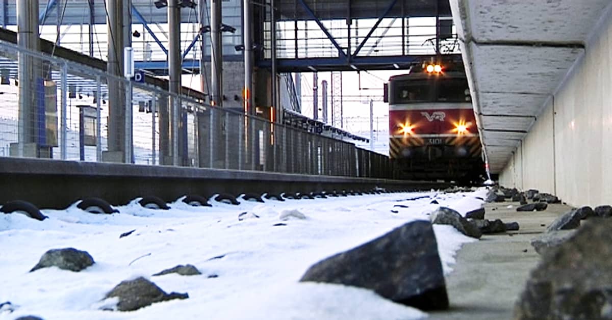 VR: Junat talvikelissä aiempaa paremmin ajassa | Yle