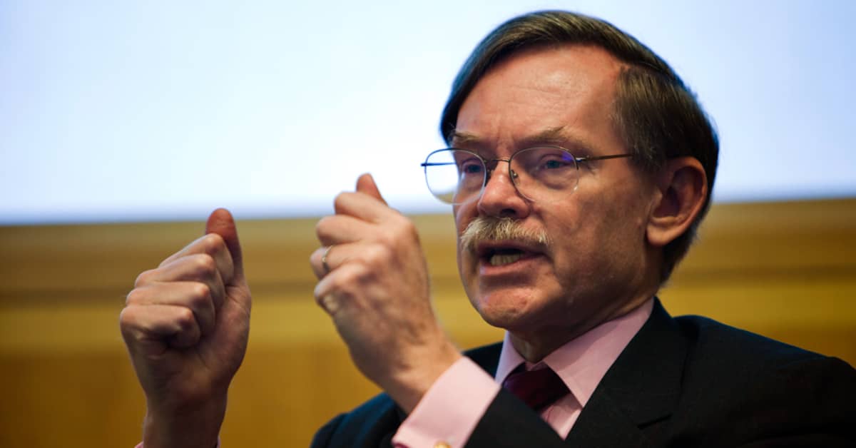 Maailmanpankin johtaja Robert Zoellick lopettaa | Yle