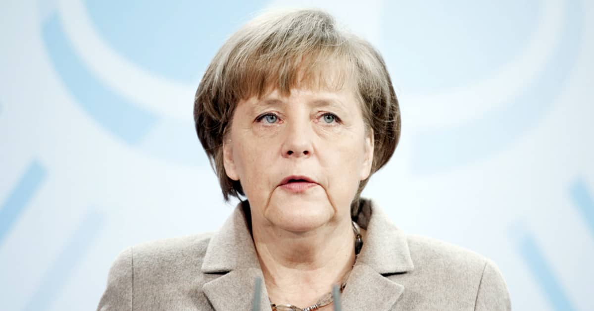 Merkel lupaa etsiä Wulffille seuraajaa yhdessä opposition kanssa | Yle