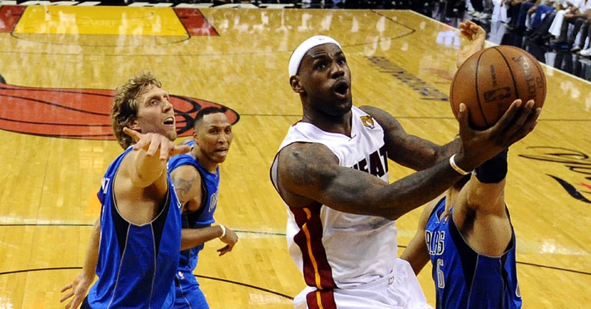 Saksalainen keskisormi NBA-finaalin suurin puheenaihe | Yle