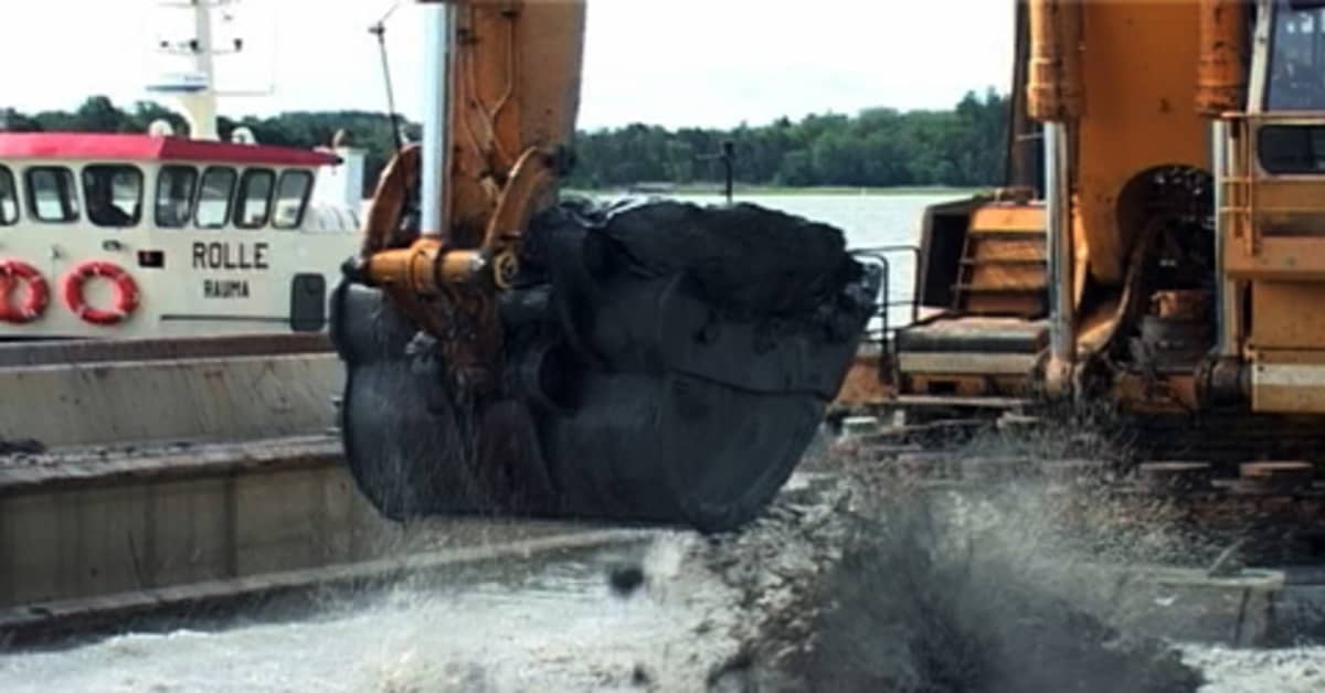 Sludge Dumping in Archipelago Draws Fire | Yle