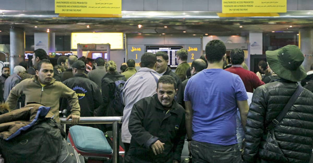 Tuhat suomalaista odottaa edelleen kotiinpääsyä Egyptissä | Yle