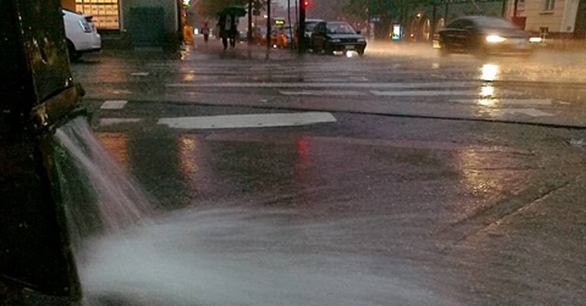 Heavy rain floods Helsinki cellars | Yle
