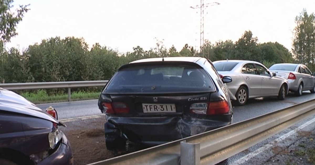 Nine injured in a chain collision in Nokia | Yle