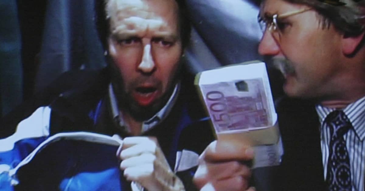 Ryhmäteatteri tekee mustaa huumoria talouskasvusta ja työttömyydestä | Yle