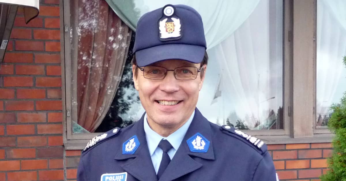 Liikkuvan poliisin Facebook-hitti iskee 30. marraskuuta | Yle