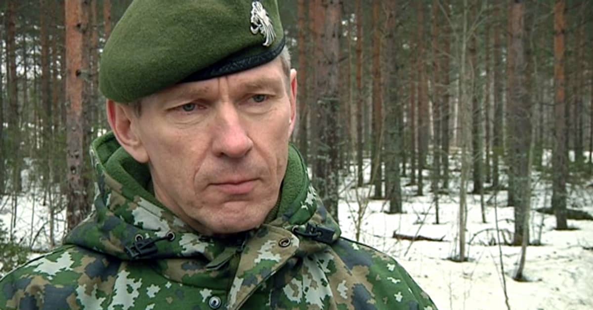 Puolustusvoimain komentaja Puheloinen: Varuskuntien kohtaloa linjataan ...