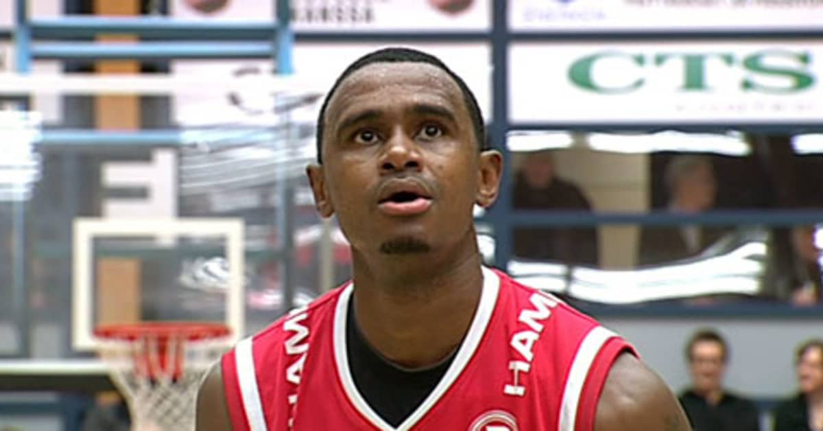 Chris Hester sysää paineet ToPon niskaan | Yle