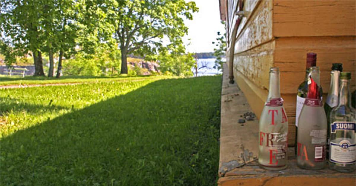 Viina maistuu suomalaisille juhannuksena | Yle