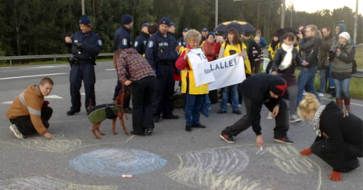 Police prepare for anti-nuclear power demonstration | Yle