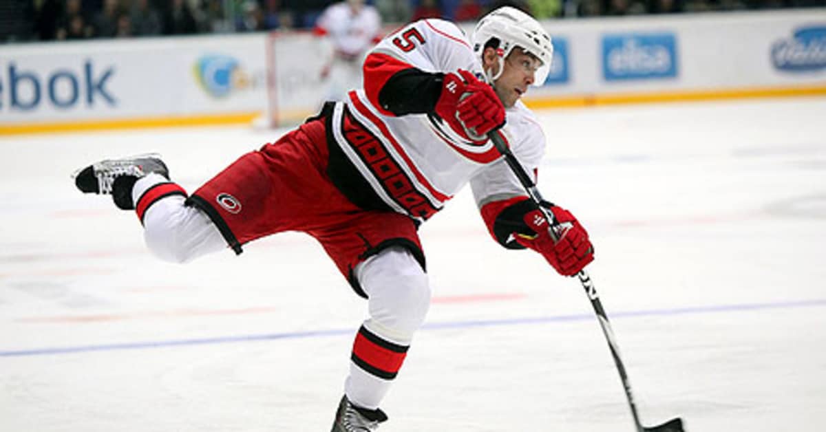 Tuomo Ruutu aloittaa NHL-kauden sairastuvalla | Yle