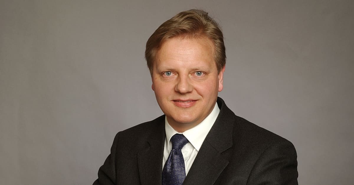 Lasse Hautala aloittaa kansanedustajana | Yle