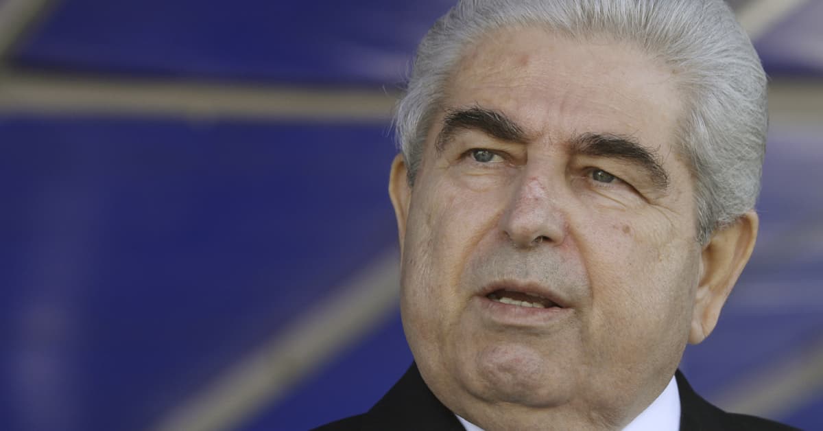 Kyproksen presidentti Dimitris Khristofias ei asetu enää ehdolle | Yle
