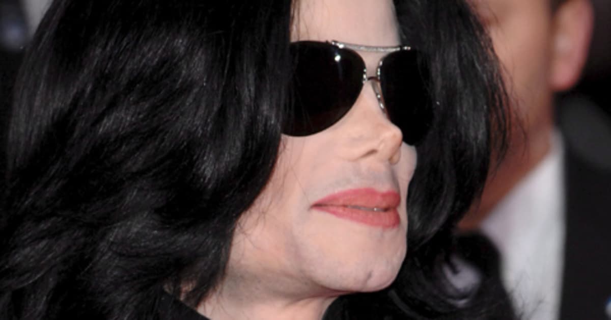 Michael Jackson sopi kiistansa Bahrainin prinssin kanssa | Yle