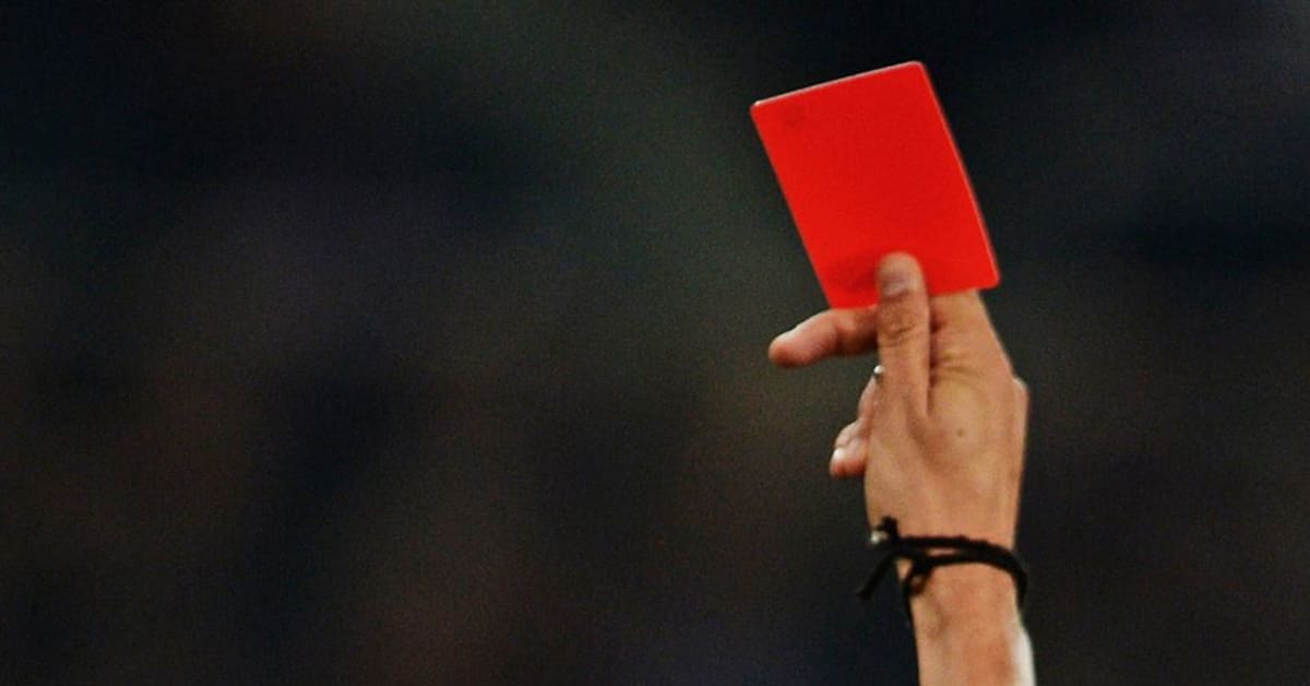 Jaron Kevin Peth hölmöili pelin KuPSille | Yle