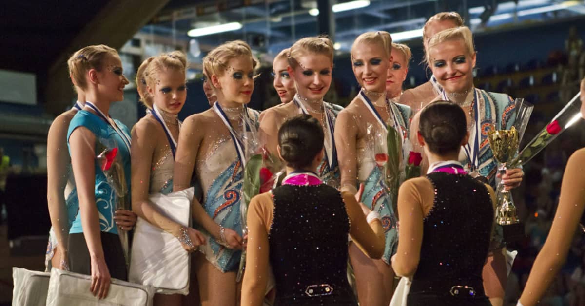 OVO Teamille joukkuevoimistelun MM-hopeaa | Yle