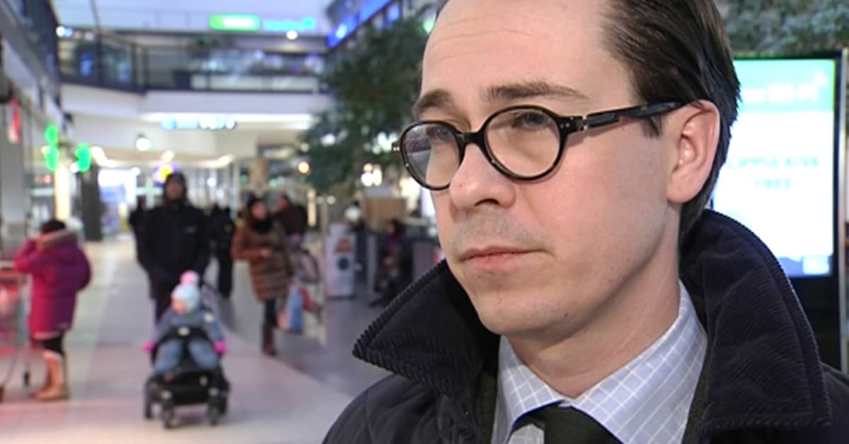 Puolustusministeri Carl Haglund: "Suomen puolustuskyky on toistaiseksi ...