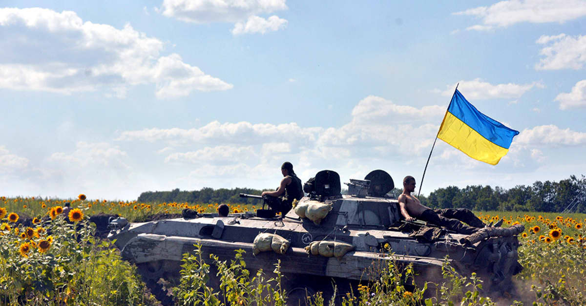 Ukrainan lippu liehuu taas Slovjanskin yllä | Yle