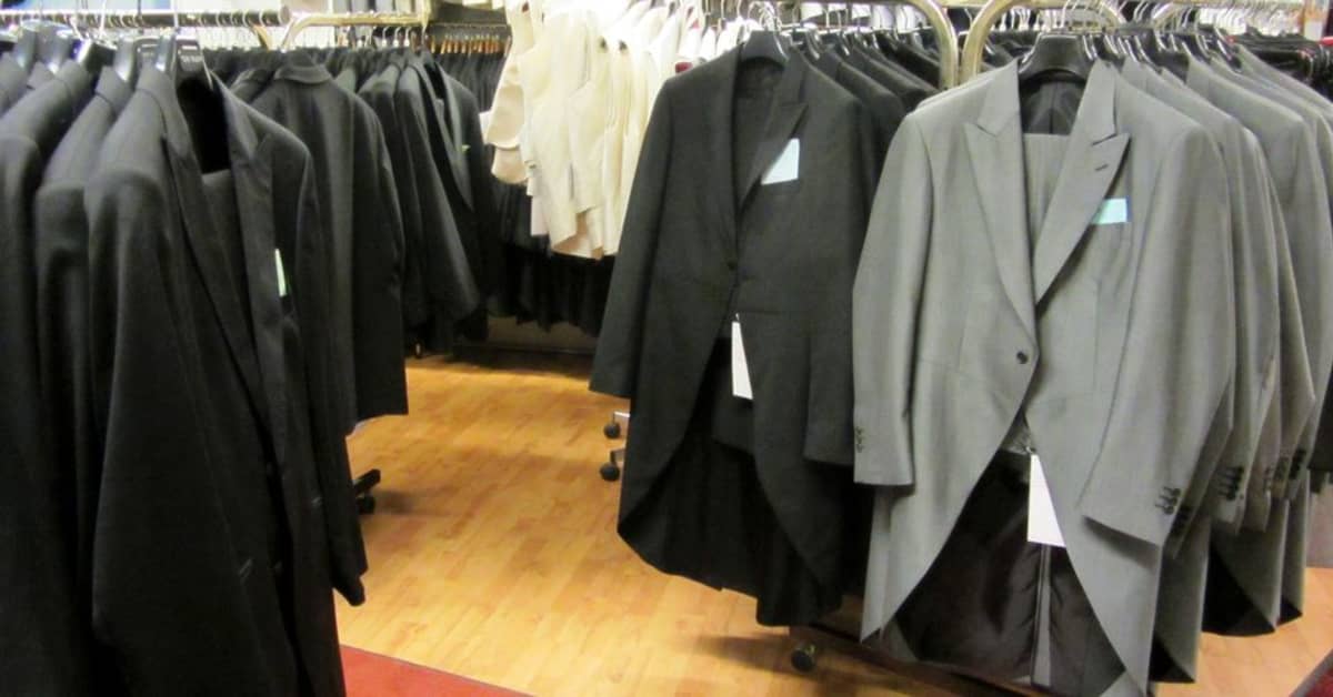 Frakki vai smokki? Herrasmies tuntee juhla-asut, eikä sorru sukkamokaan ...