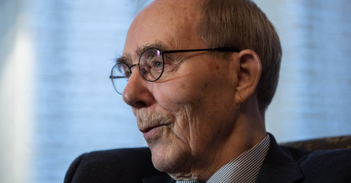 TV1:n Ykkösaamussa arkkiatri Risto Pelkonen: Mitä haluat kysyä? | Yle