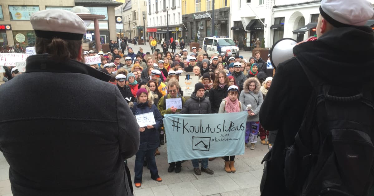 Poverty threat grows among Finland's young | Yle