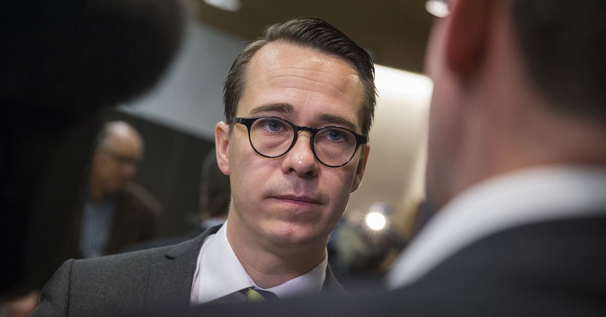 RKP:n Haglund luopuu puheenjohtajan paikasta: "Työtarjouksia on jo ...